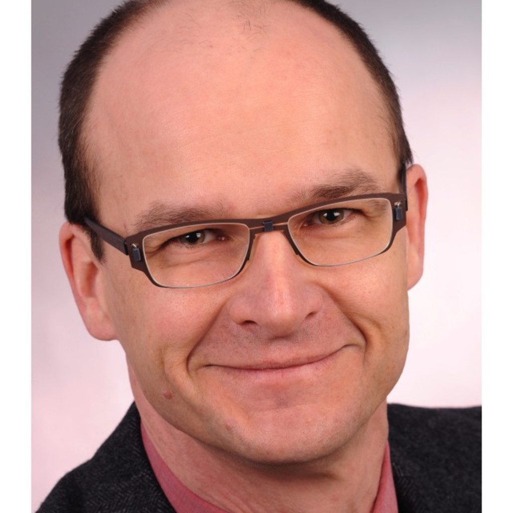 Dr. Raoul Bader - Chief Technology Officer (CTO) / Managing Director ...