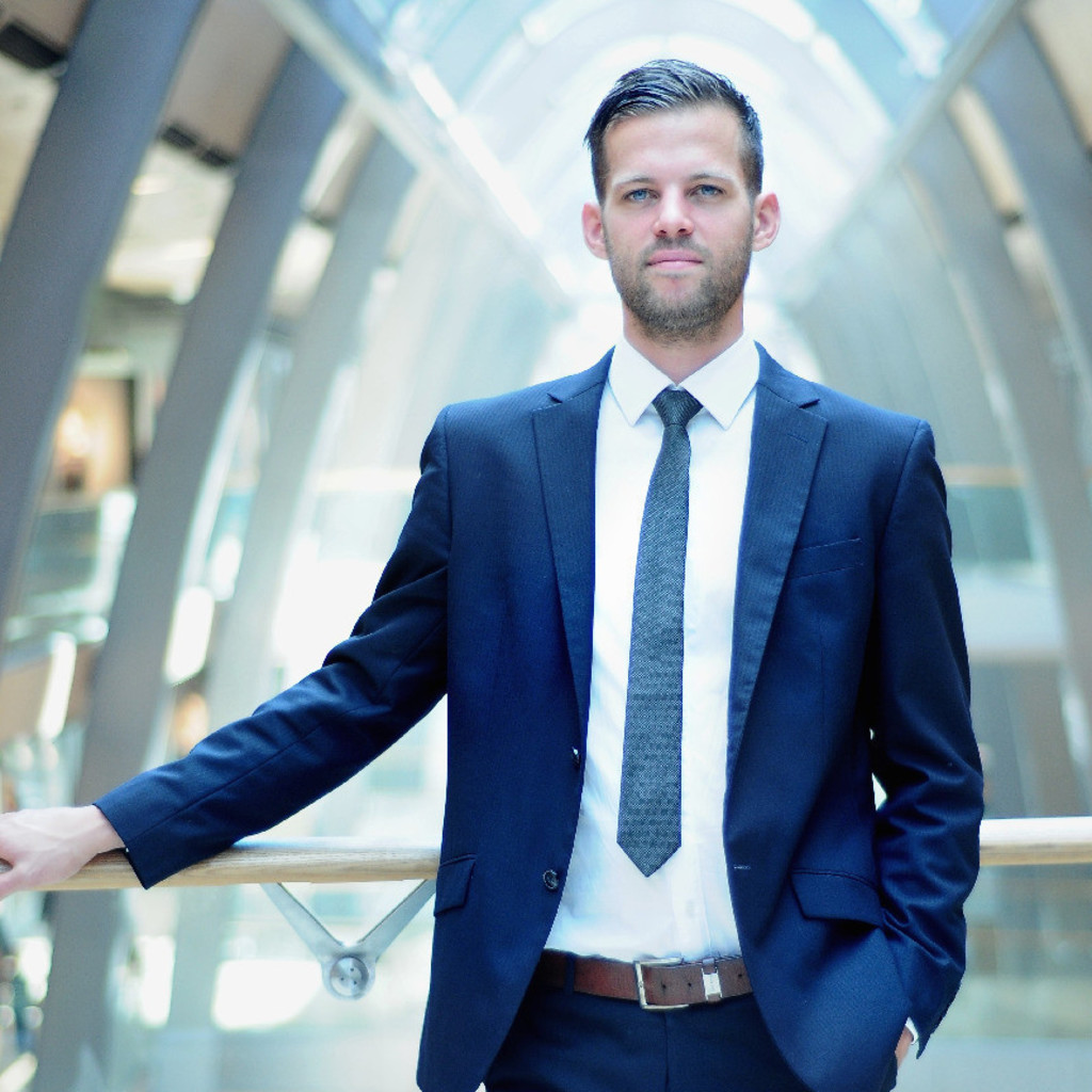 Martin Fischbach - Senior Produktmanager - Zeppelin Baumaschinen GmbH ...