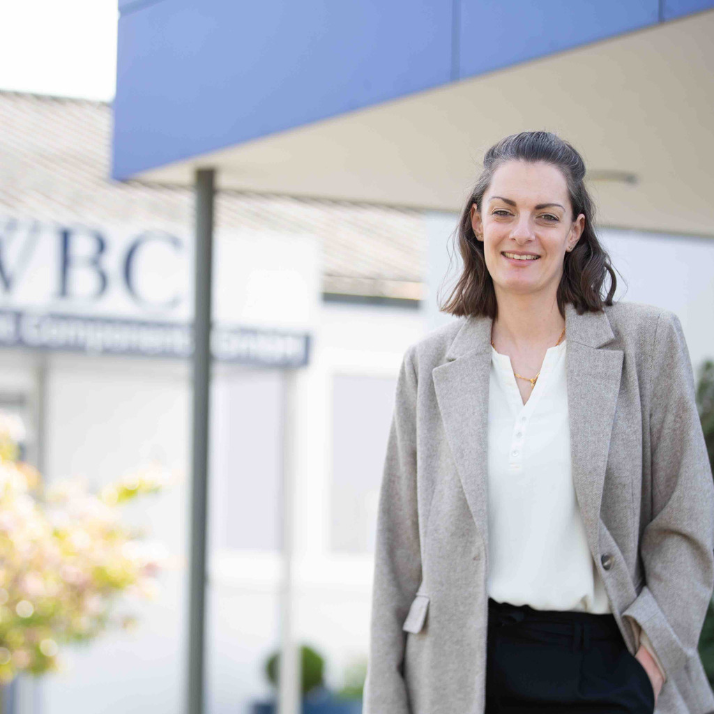 Jennifer Pfeuffer - Betriebswirtin (IHK) - WBC GmbH | XING