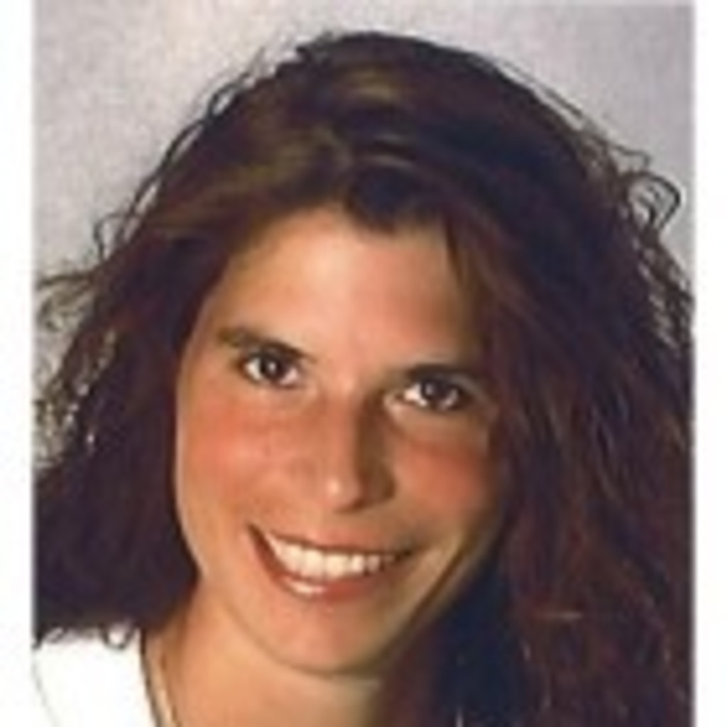 Michaela Schulz - Assistenz der Geschäftsleitung - TÜV SÜD Management ...