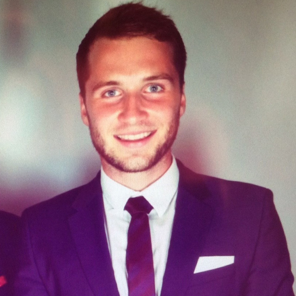 Max Dörr - Senior Funnel Manager - BMW Websites - BMW Group | XING