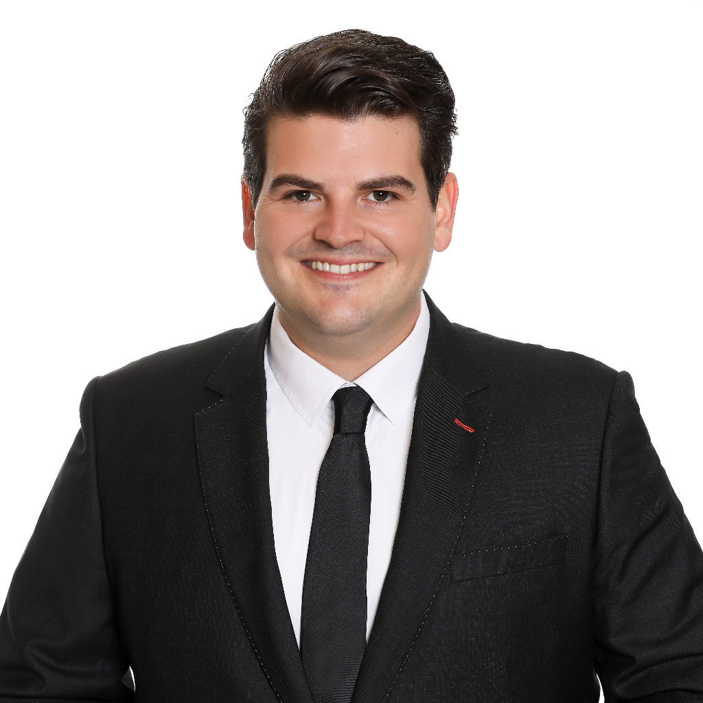 Robin Valentino Mack - Specialist Motorsport Logistics & Events - DHL ...