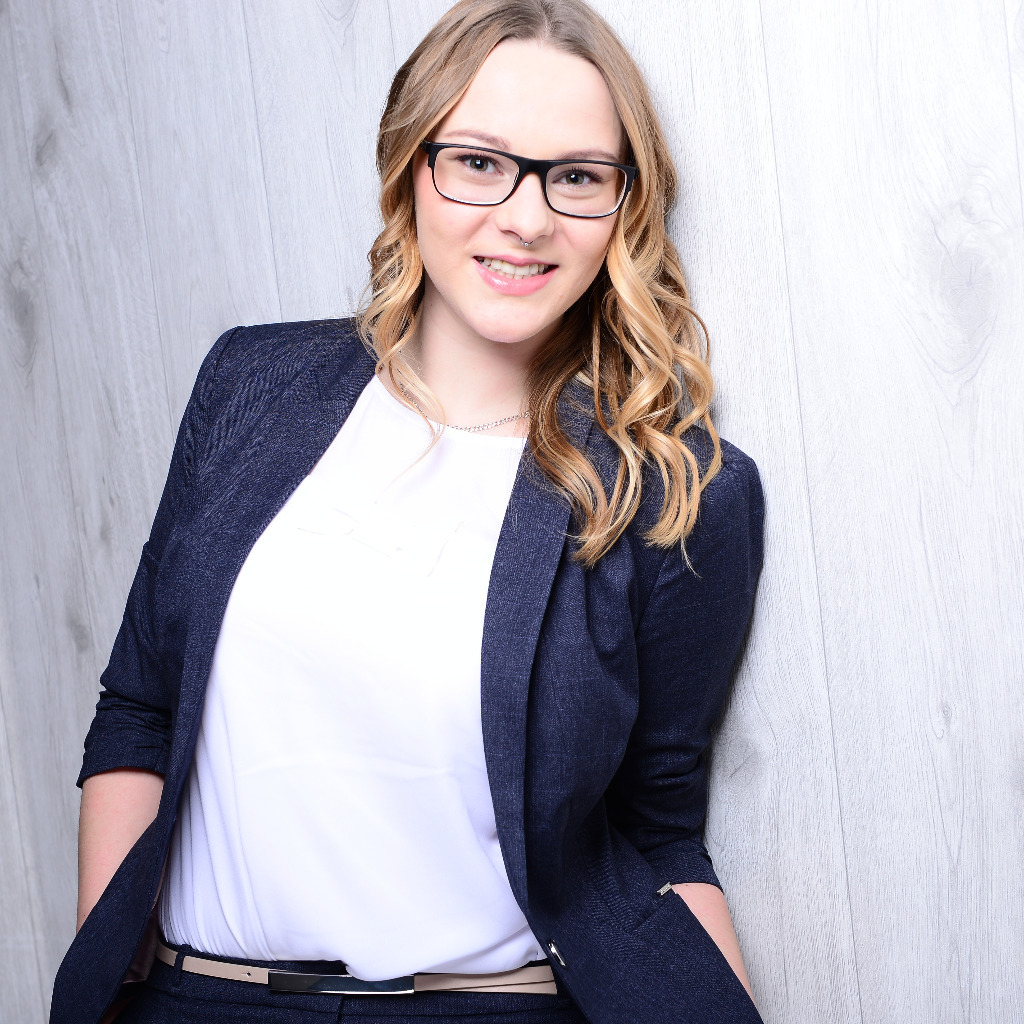 Liesel Krüger - Personalreferentin - Paper + Design GmbH tabletop | XING