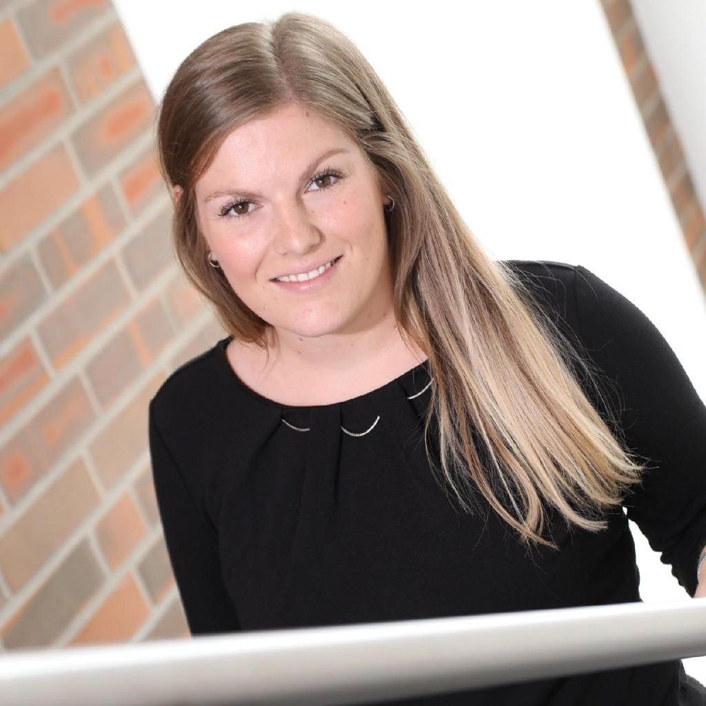 Melanie Zippel - Sachbearbeiterin Immobilienverwaltung - Stralsunder ...