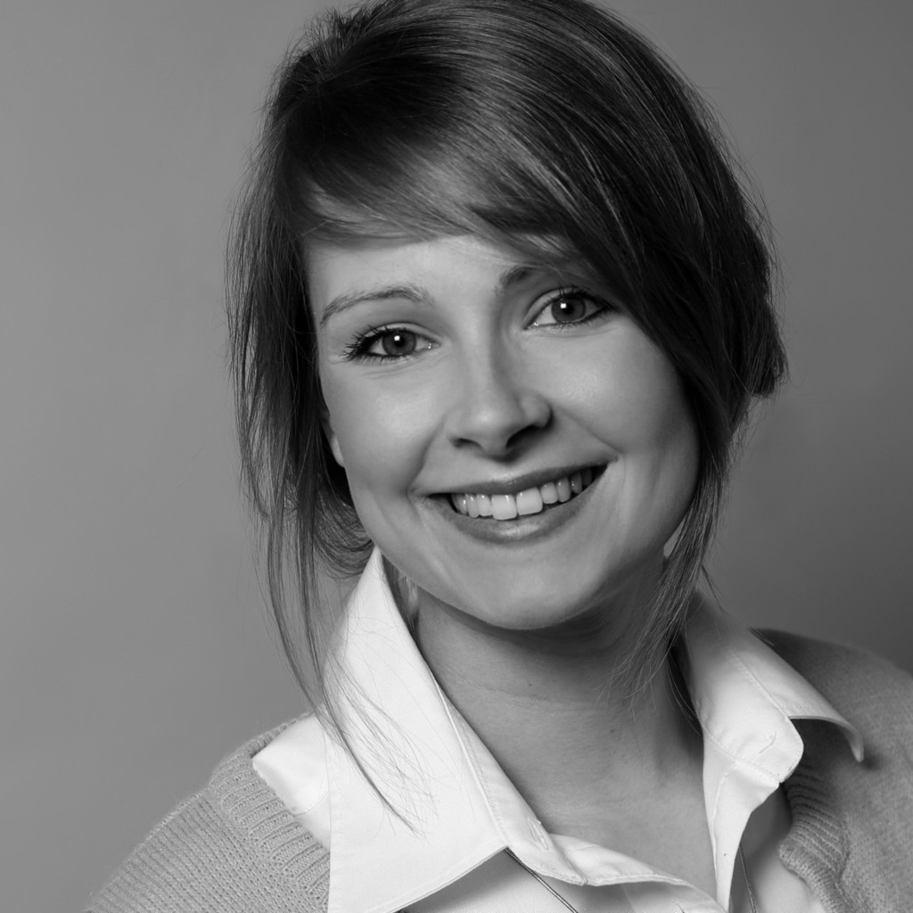 Julia-Sophie Tietge - Category Managerin - Dirk Rossmann GmbH | XING