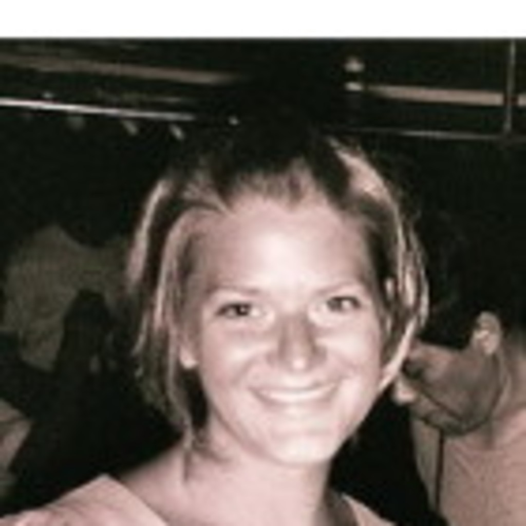 Hadley Quish - Marketing & Communications Executive - Knight Frank | XING