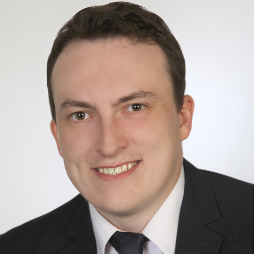 Jonas Veutgen - Senior Associate - PwC Deutschland | XING