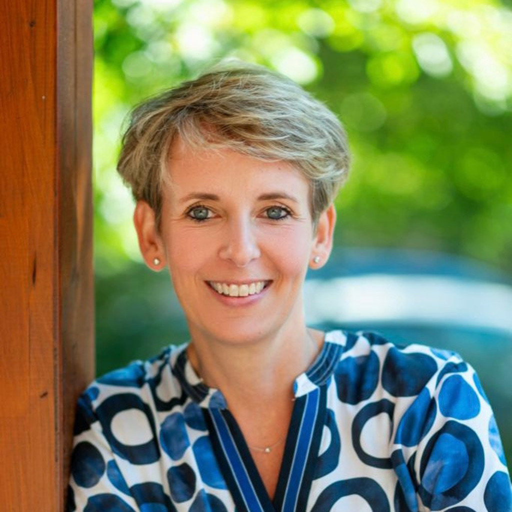 Anika Auringer - Assistenz Geschäftsführung und Vertrieb ...