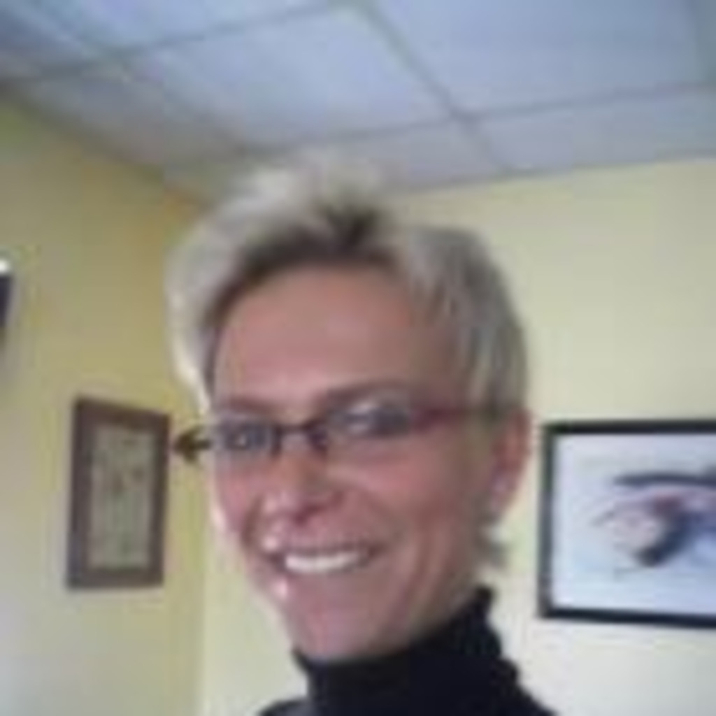 Cindy Piel - Assistentin der Geschäftsleitung - CPI Continental ...