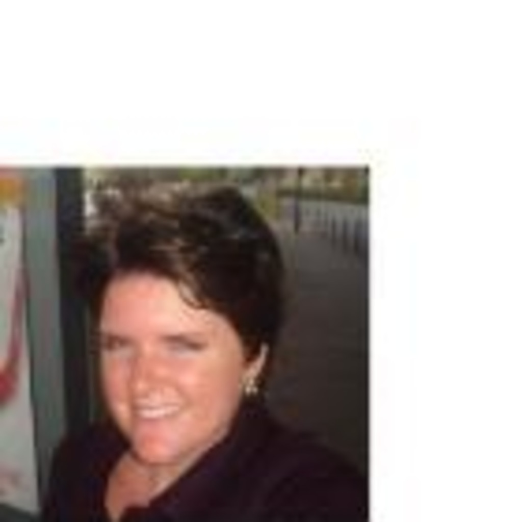 Elizabeth Breyer - Manager External and Internal Communications North ...