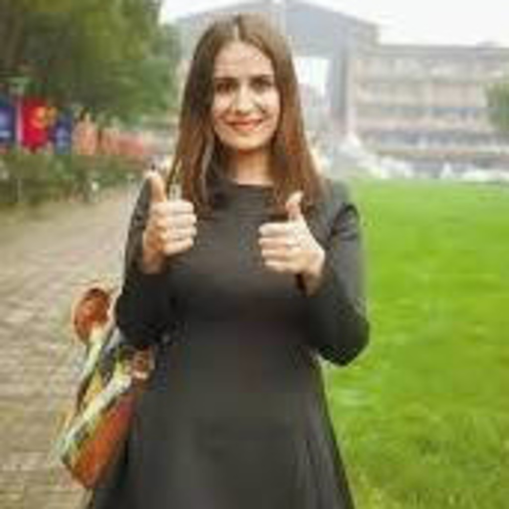 Prof. Mona Tyler - CEO - 200 | XING