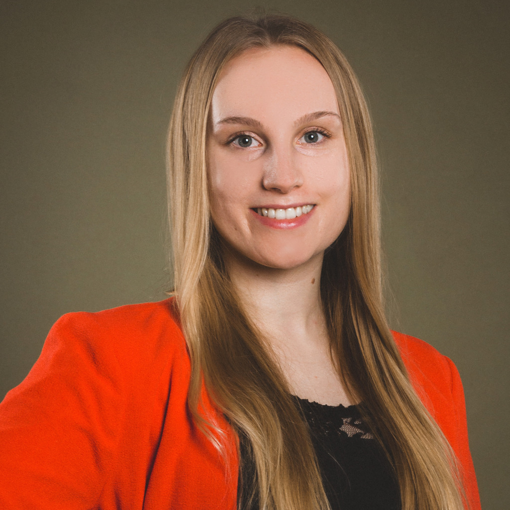 Simone Schwartz's Instagram, Twitter & Facebook on IDCrawl