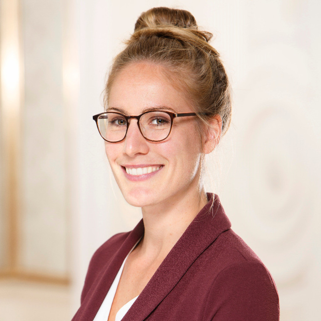 Julia Weis - Qualitätssicherung - Erbacher Food Intelligence GmbH & Co ...