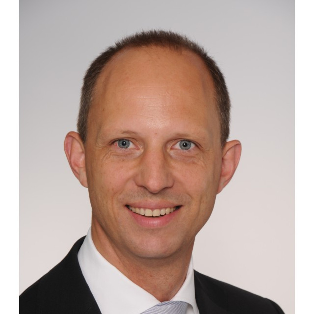 Alexander Walter - Bereichsleiter Angebotsmanagement - Taunus Sparkasse ...