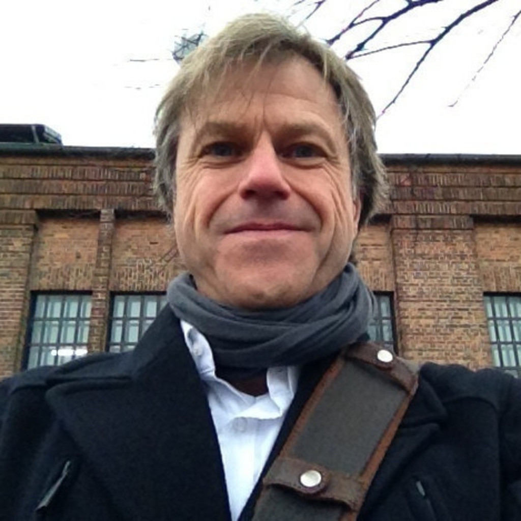 Dr. Thomas Plessner - Spezialaußendienst Multiple Sklerose | Neurology ...