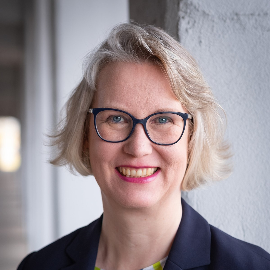 Astrid Enge - Executive Vice President CFO - Felix Schoeller Group | XING
