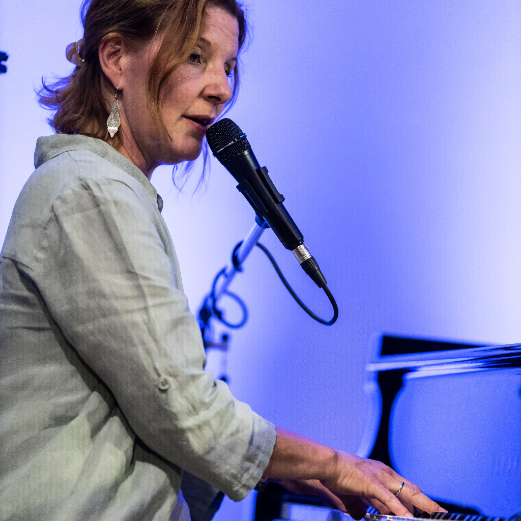 Sabine Hermann - Plattdeutsche Liedermacherin - Sabine Hermann ...