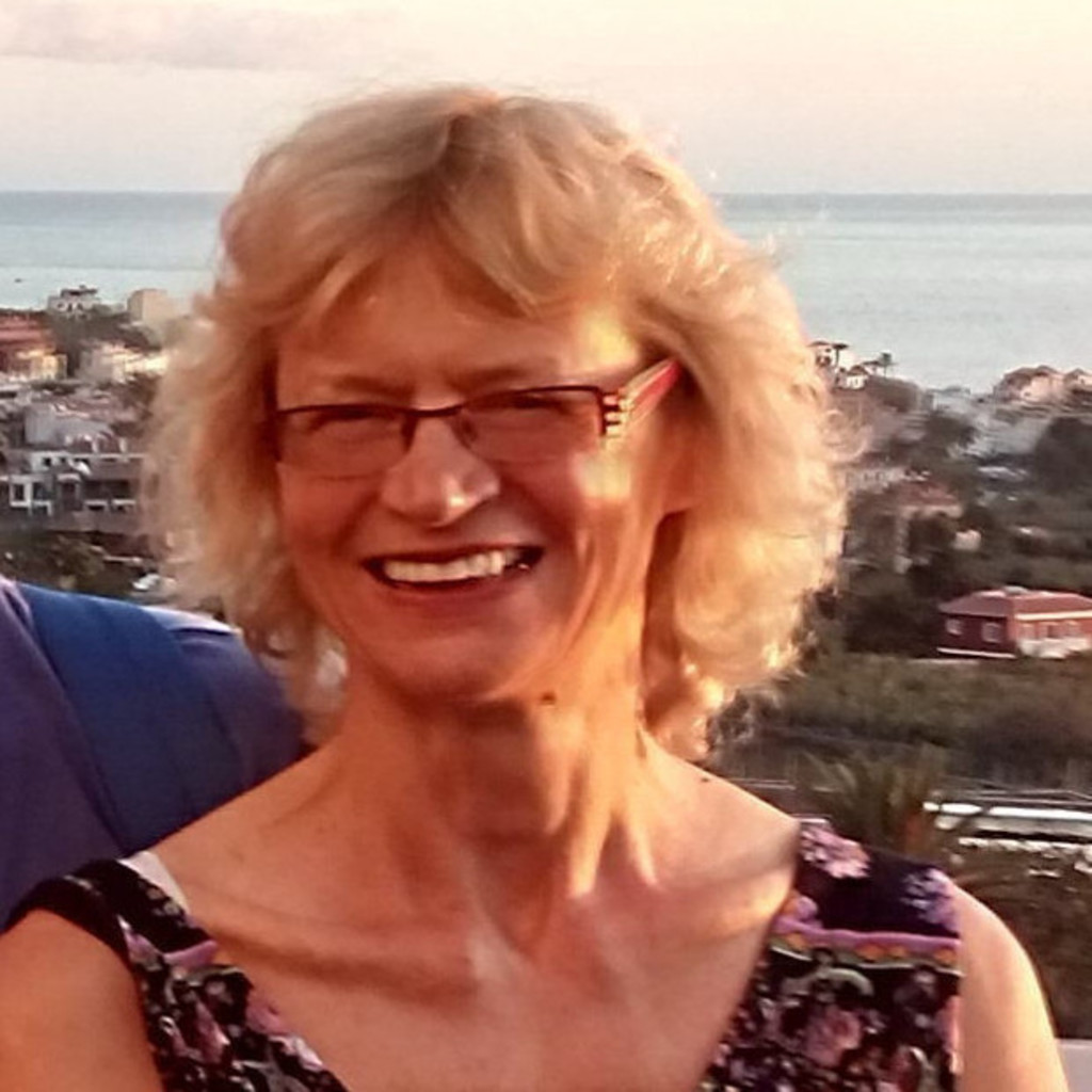 Anna Vey - Referentin - Deutsches Rotes Kreuz | XING