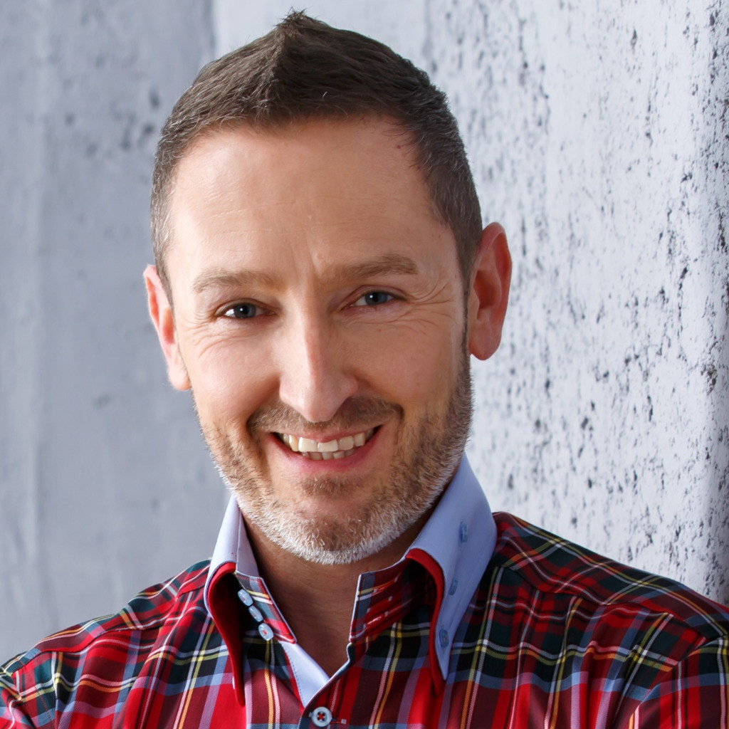 Robert Fluck's Instagram, Twitter & Facebook on IDCrawl