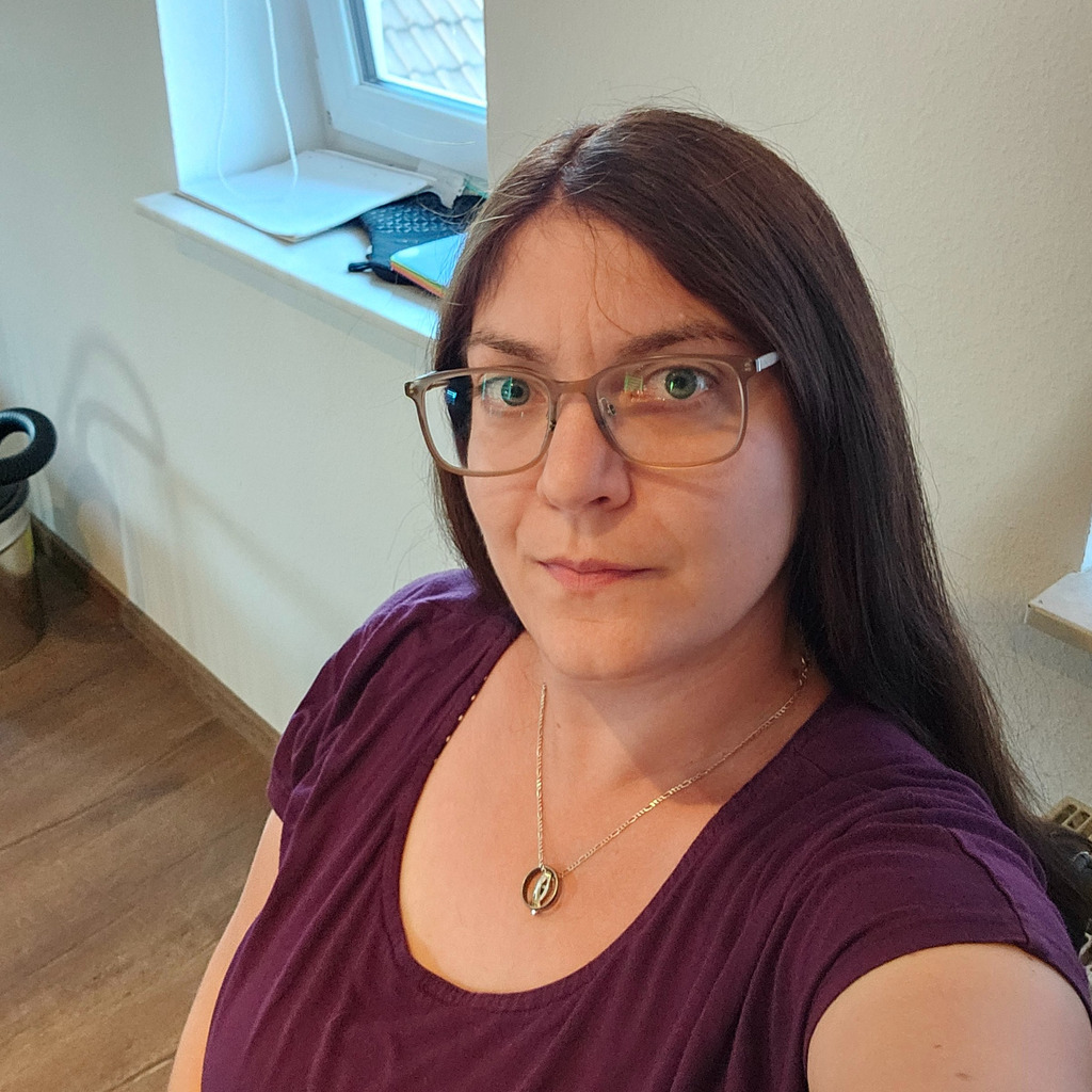 Angela Pfahler - Kaufmann im E-Commerce - Wilhelm Eder GmbH | XING