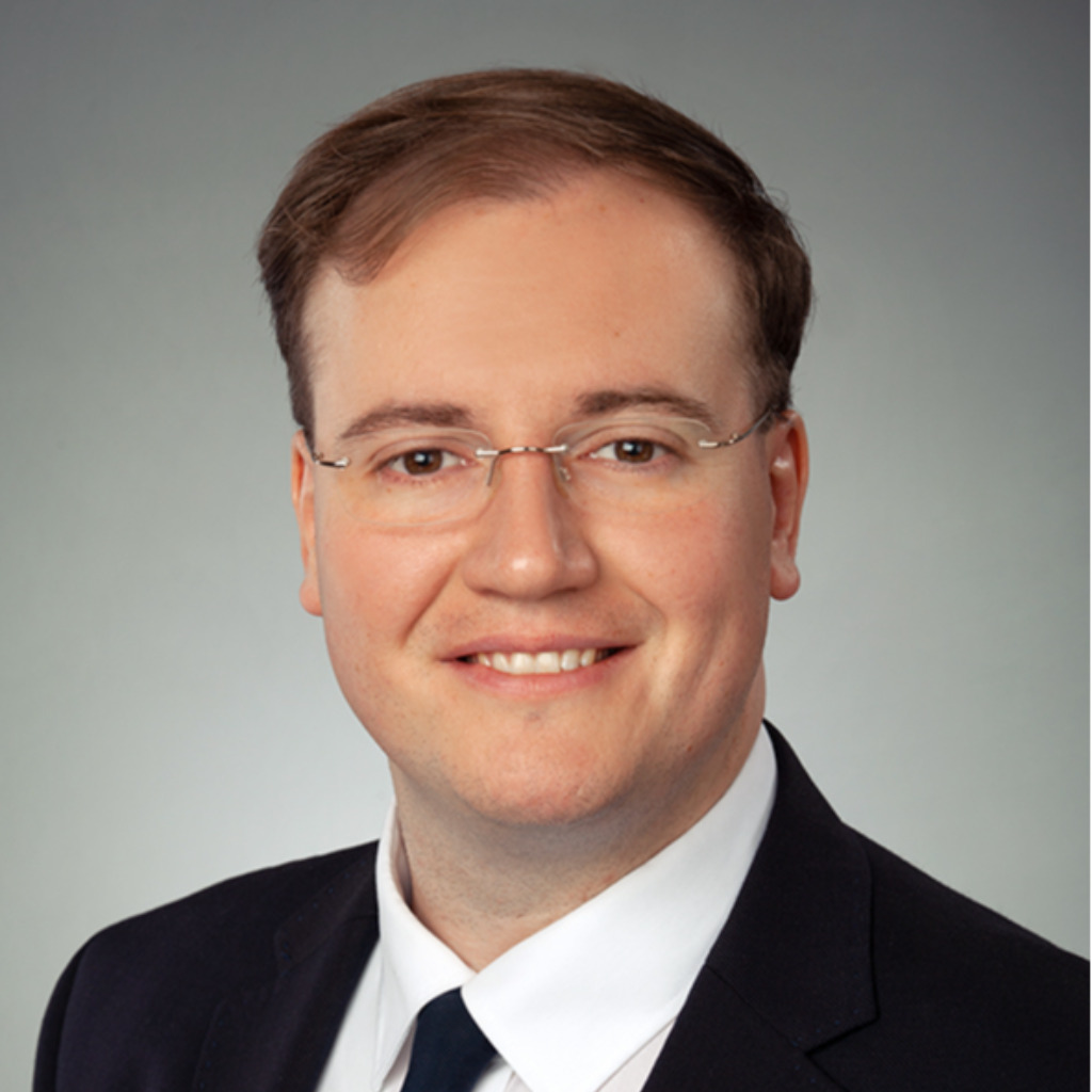 Lukas Arndt Gerhard Buhlmann - Praktikant Project Management Office ...