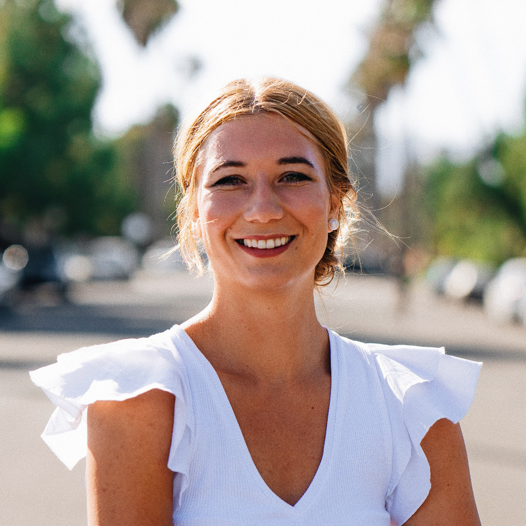 Maria-Liisa Bruckert - Co-Founder & Co-CEO - SQIN | XING