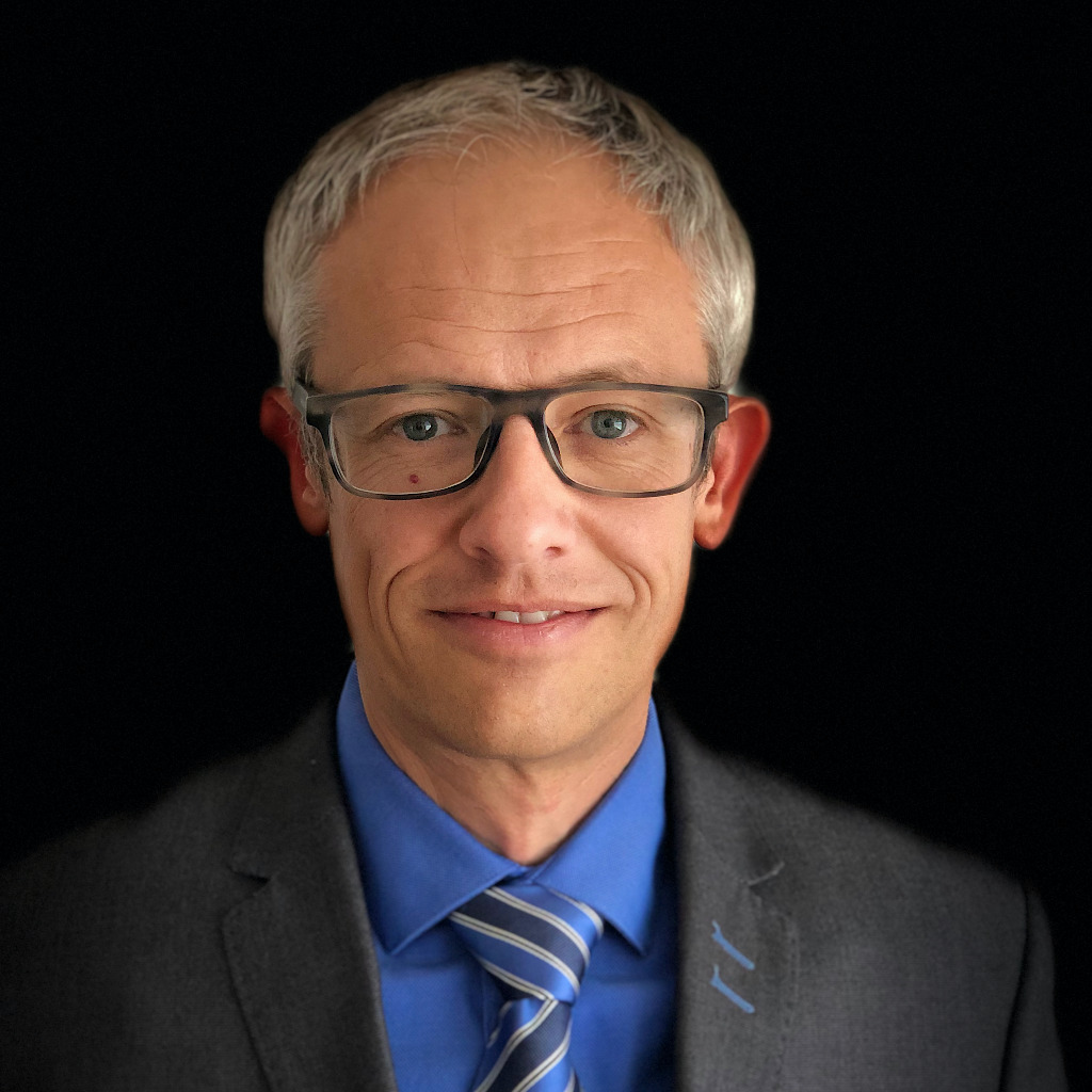 Patrick P. Ingold - Centerleiter, Informatik, People & Transformation ...