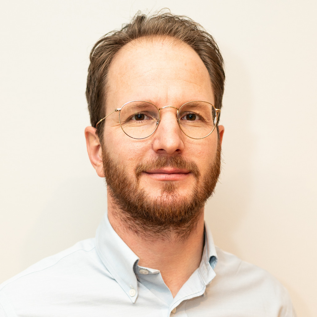 Dr. Felix Mazur - Ärztlicher Leiter - Familienarzt GMBH | XING