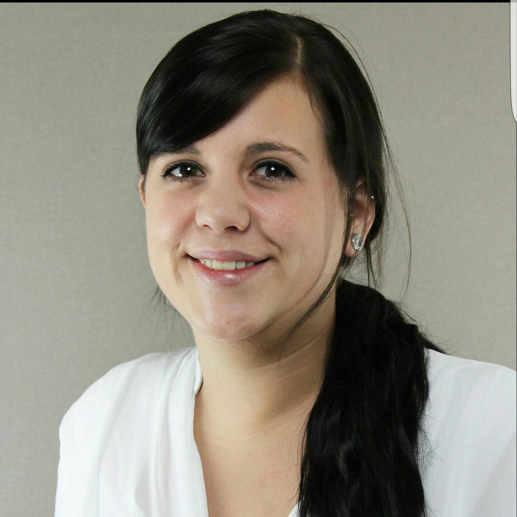 Carmen Steiner - Lastwagenführerin - V-ZUG AG | XING