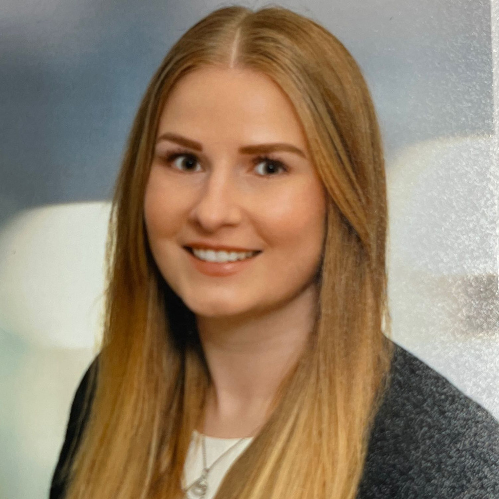 Laura Strauß - Customer Service Agent - himolla Service GmbH | XING
