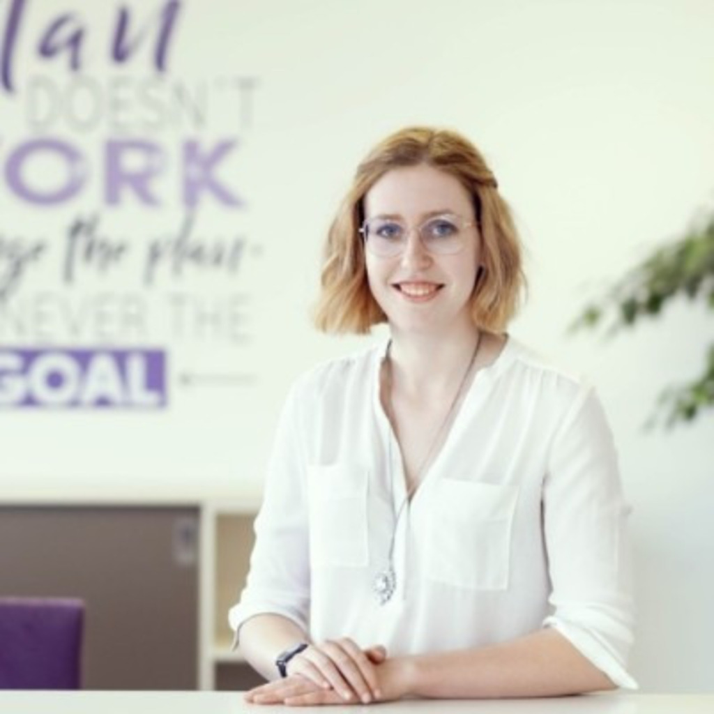 Miriam Pühringer - Marketing & Assistenz - Online Architekten Business ...