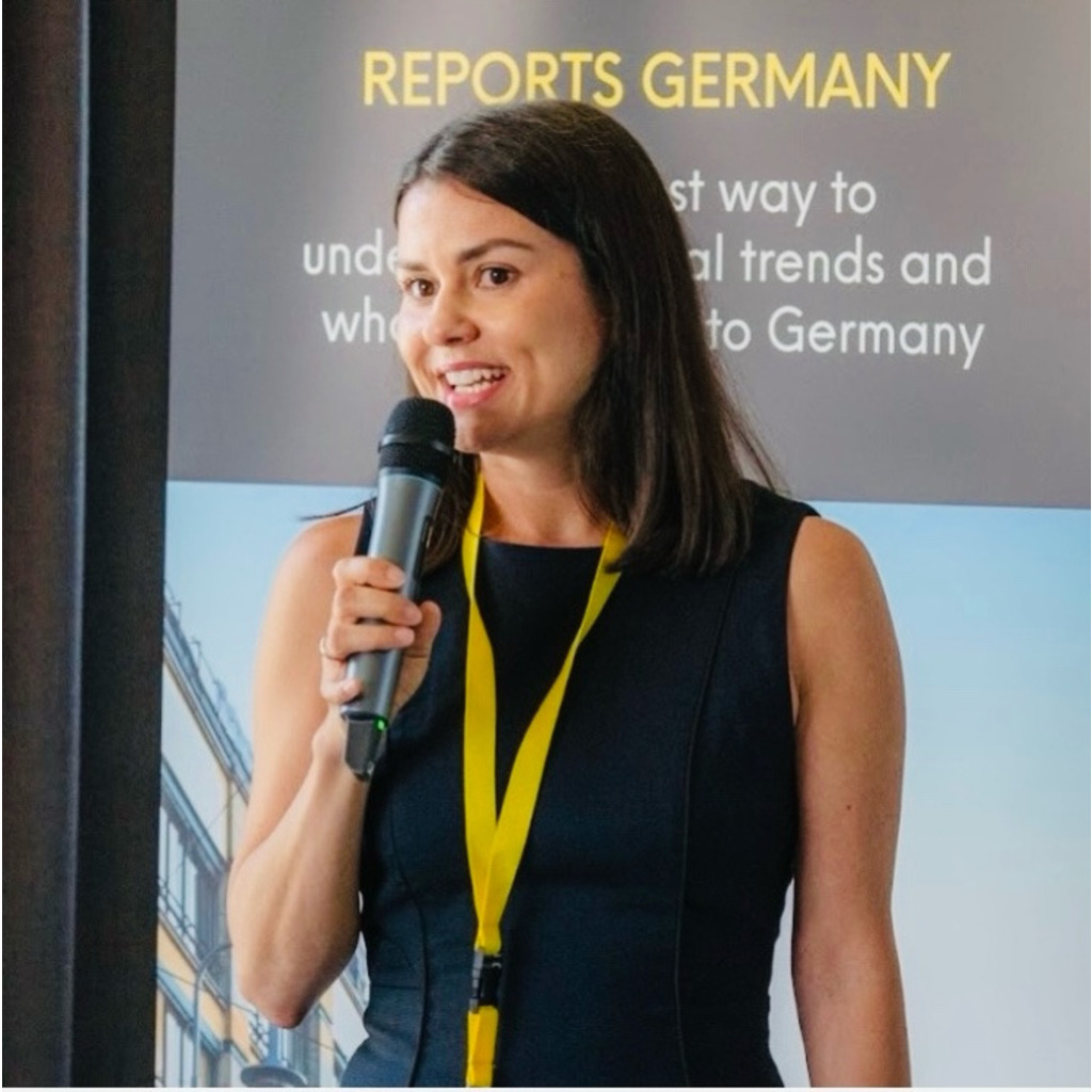 Dr. Jennifer Hendricks - Senior Analyst - Mintel | XING