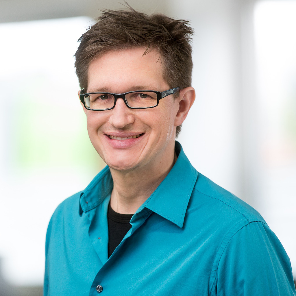 Martin Hefner's Instagram, Twitter & Facebook on IDCrawl