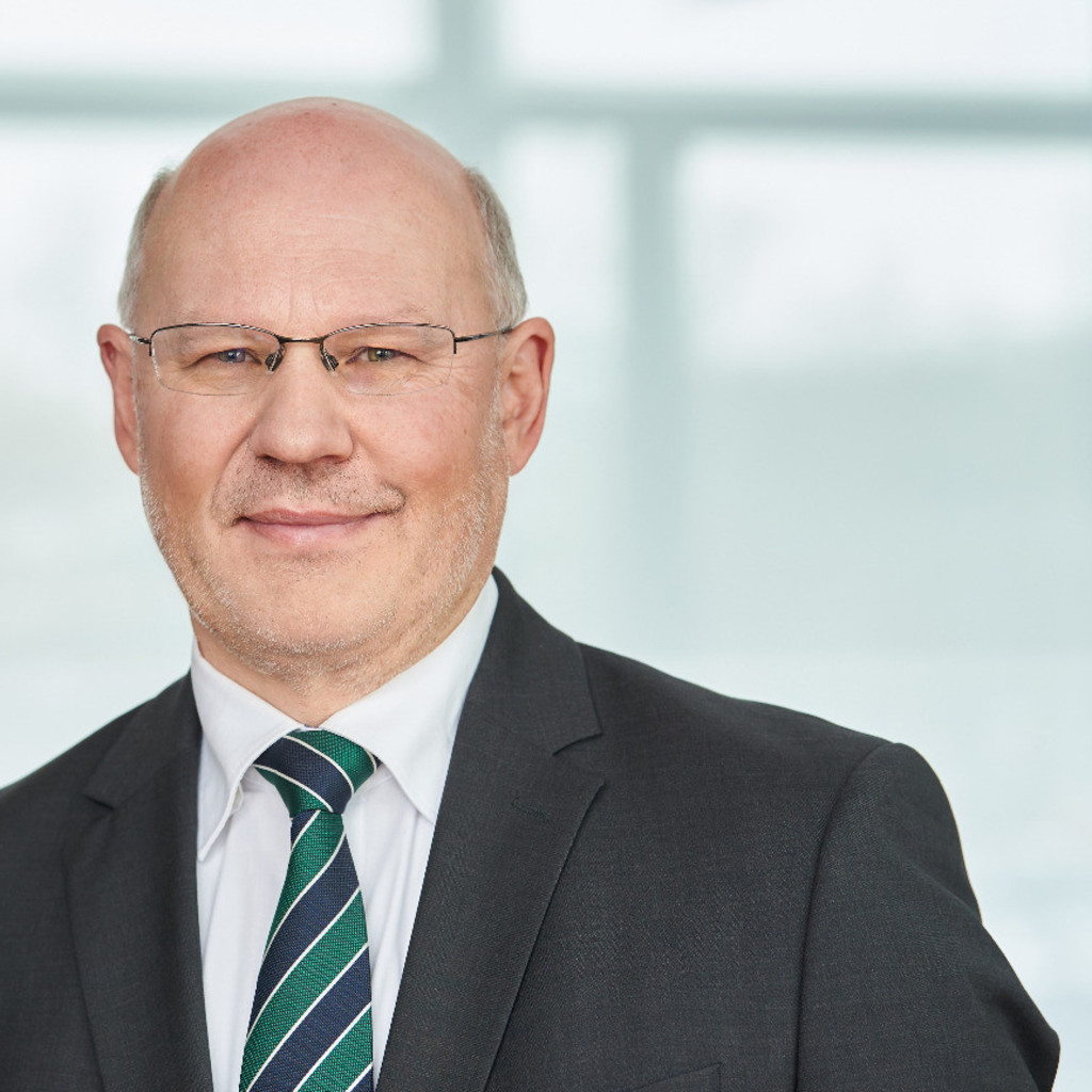 Michael Renner - Head of Business Legal & Compliance GER I - Evonik ...