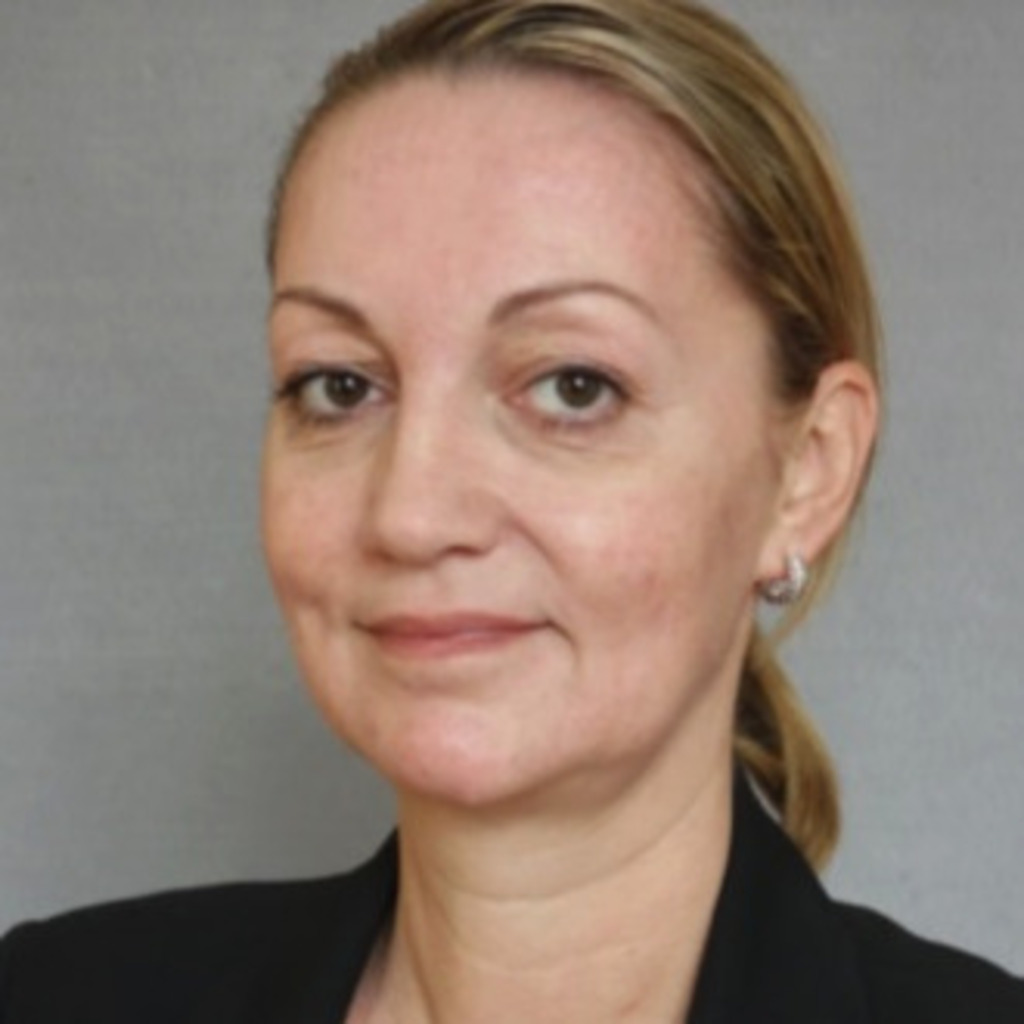 Eva Kuchar - Betriebslogistik kaufmenisch abgeschlossen - zur Zeit ...