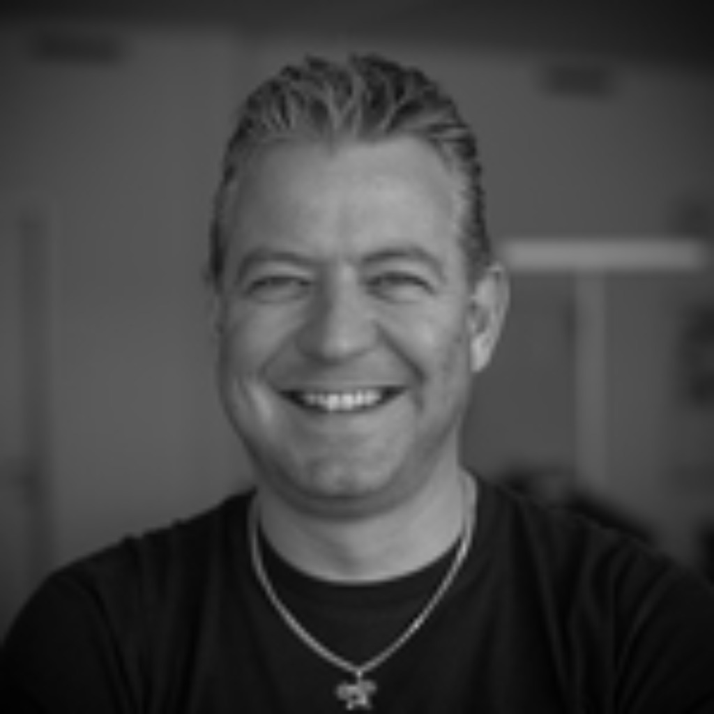 Roli Estermann - Chief Executive Officer (CEO) - Reist Telecom AG | XING