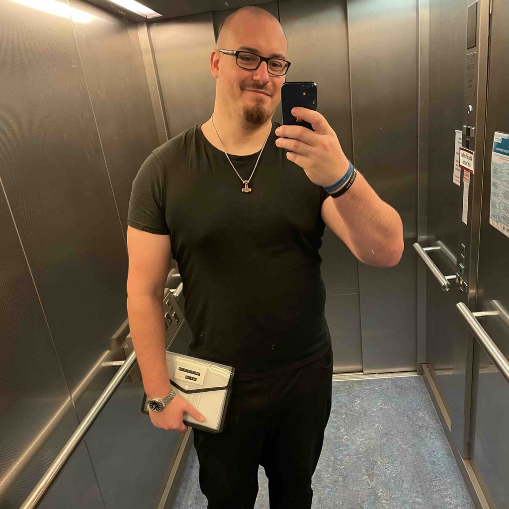 Max Käßner - Physiotherapeut - Fysios | XING