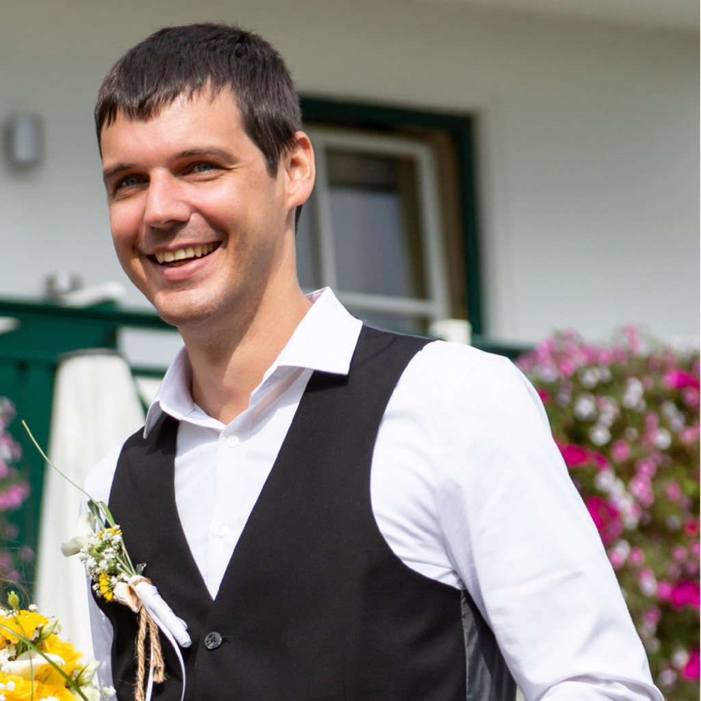 Thomas Novak - Leiter Schadenmanagement - AQILO Business Consulting ...