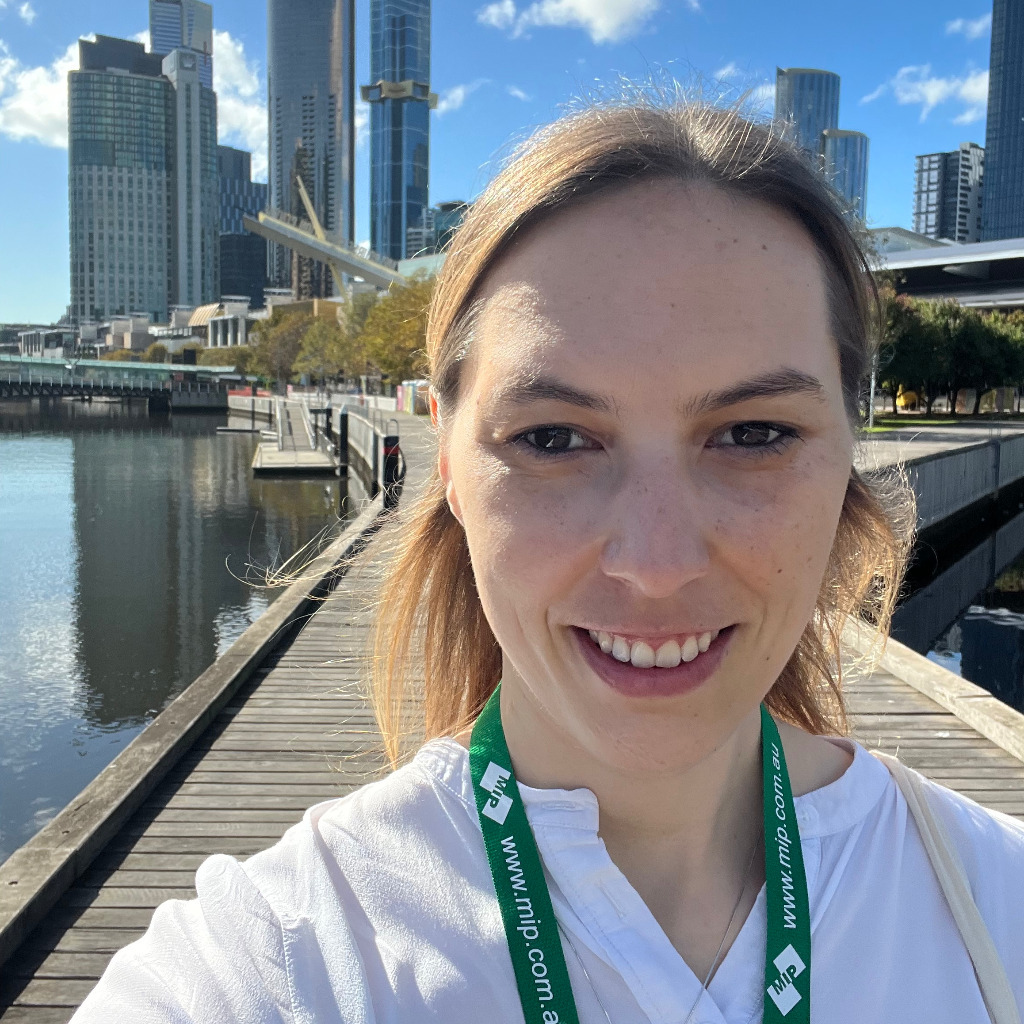 Andrea Hirsch - Internationale Medienkommunikation - Internationale ...