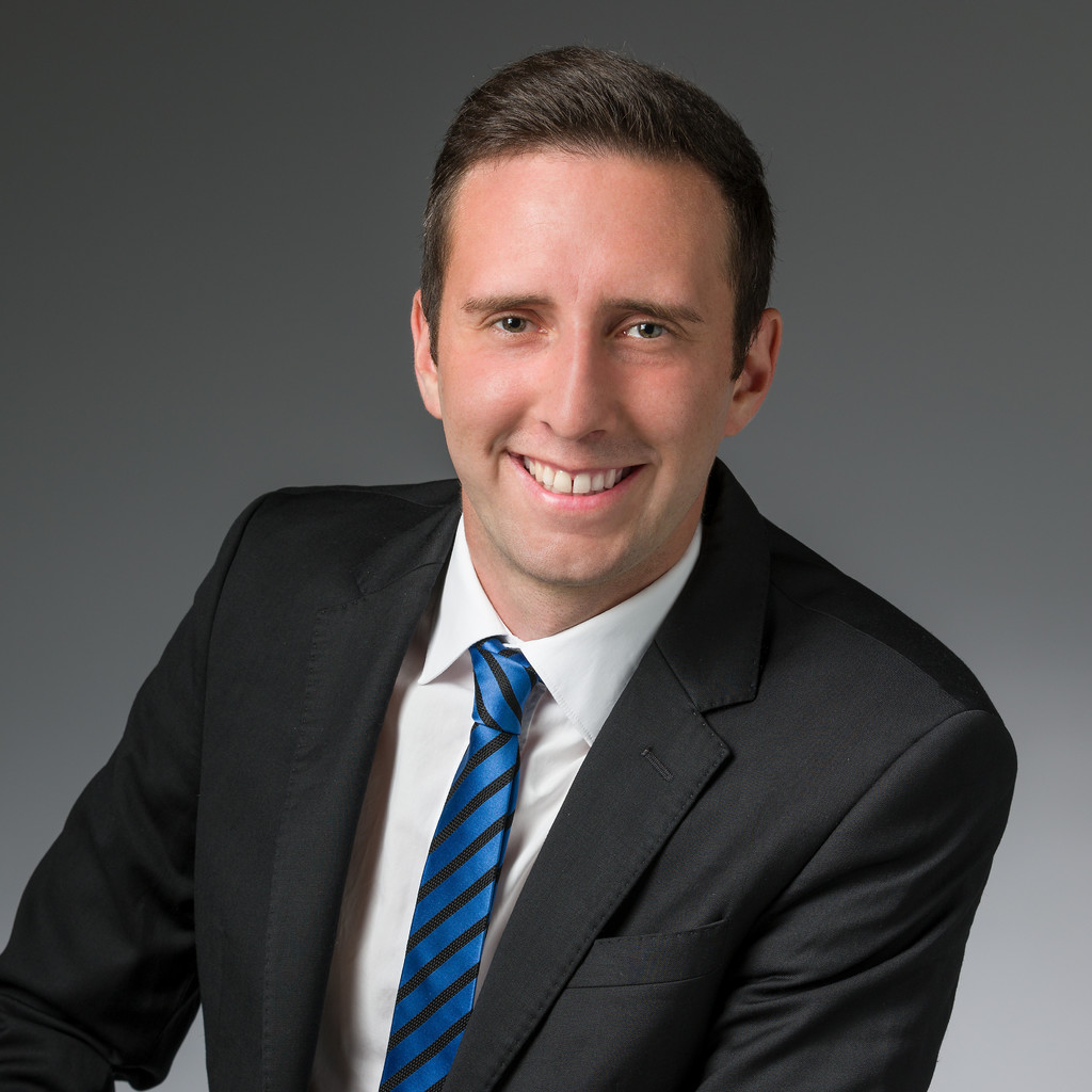 Daniel Wiesner - Master of Controlling, Finance & Accounting ...