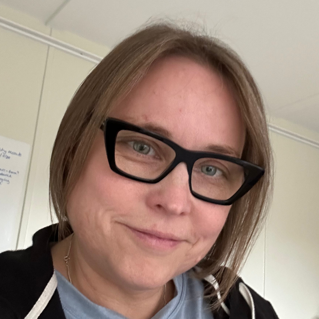 Emma Samuel - VP Growth - Joblogic Service Management Software | XING