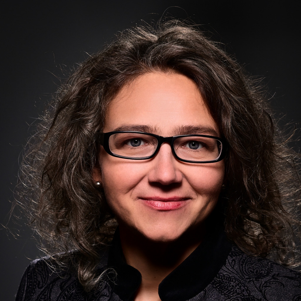 Monika E. König - Seniorberaterin Organisation und Datenverarbeitung ...