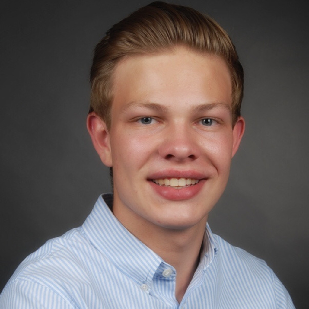 Julius Toetz - Business and Economics - Örebro University | XING