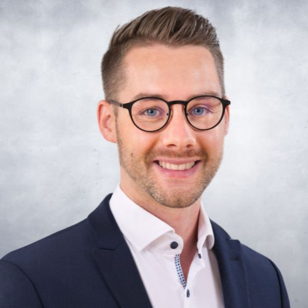 Dr. Sebastian Angermeier - Head of Development Thermal Management Buses ...