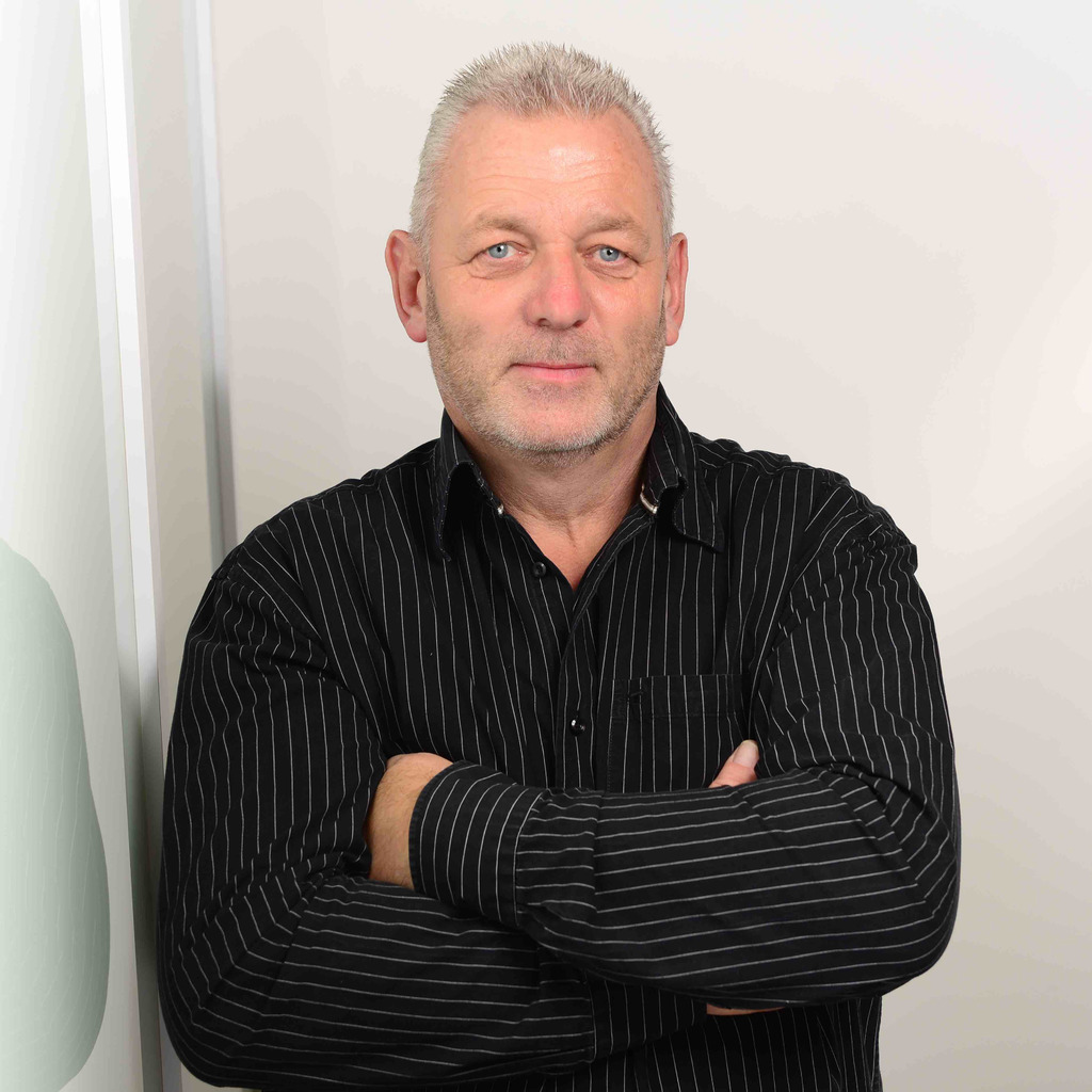 Rainer Born - Polier Tief und Straßenbau - Erwin Pöstges | XING