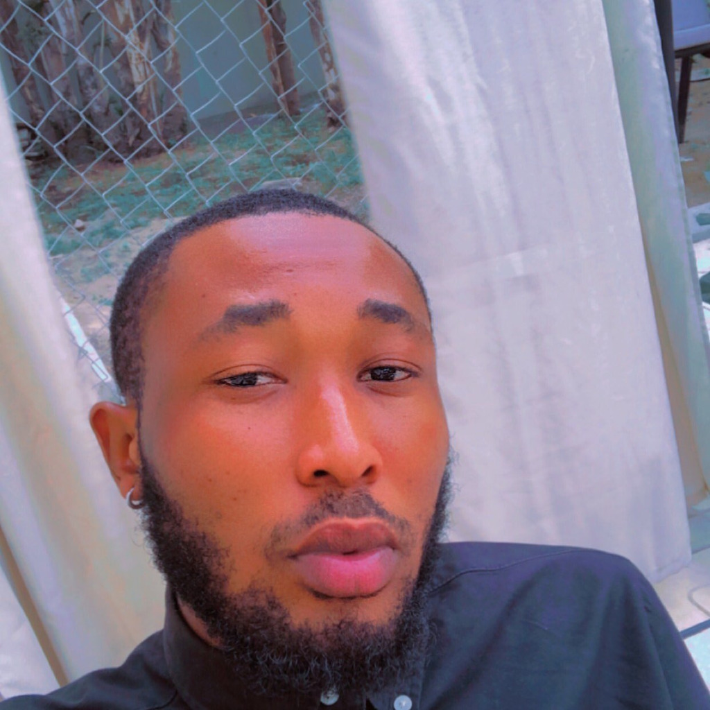 Micheal Asiedu - Bartender - The Alley Bar | XING