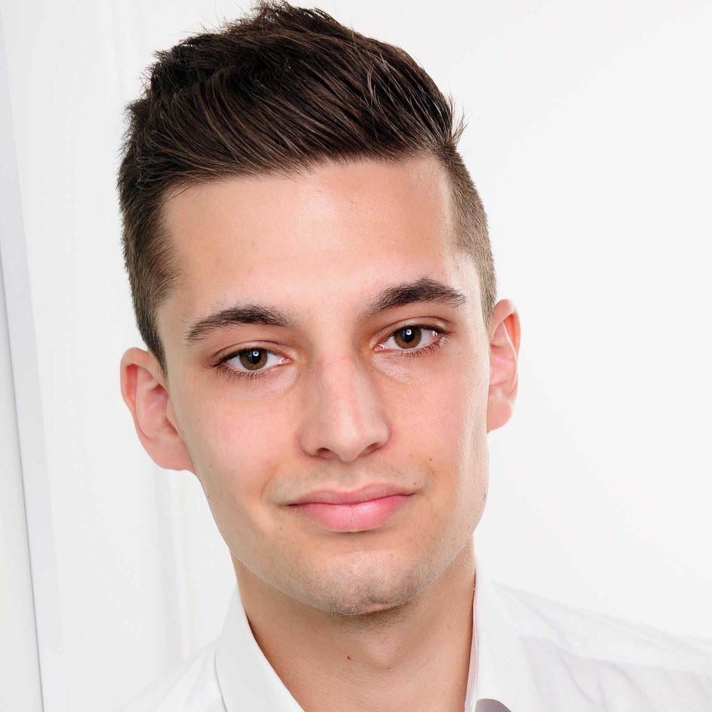 Daniel Becht - Verkaufsleitung EGGER Flooring Österreich, Schweiz ...