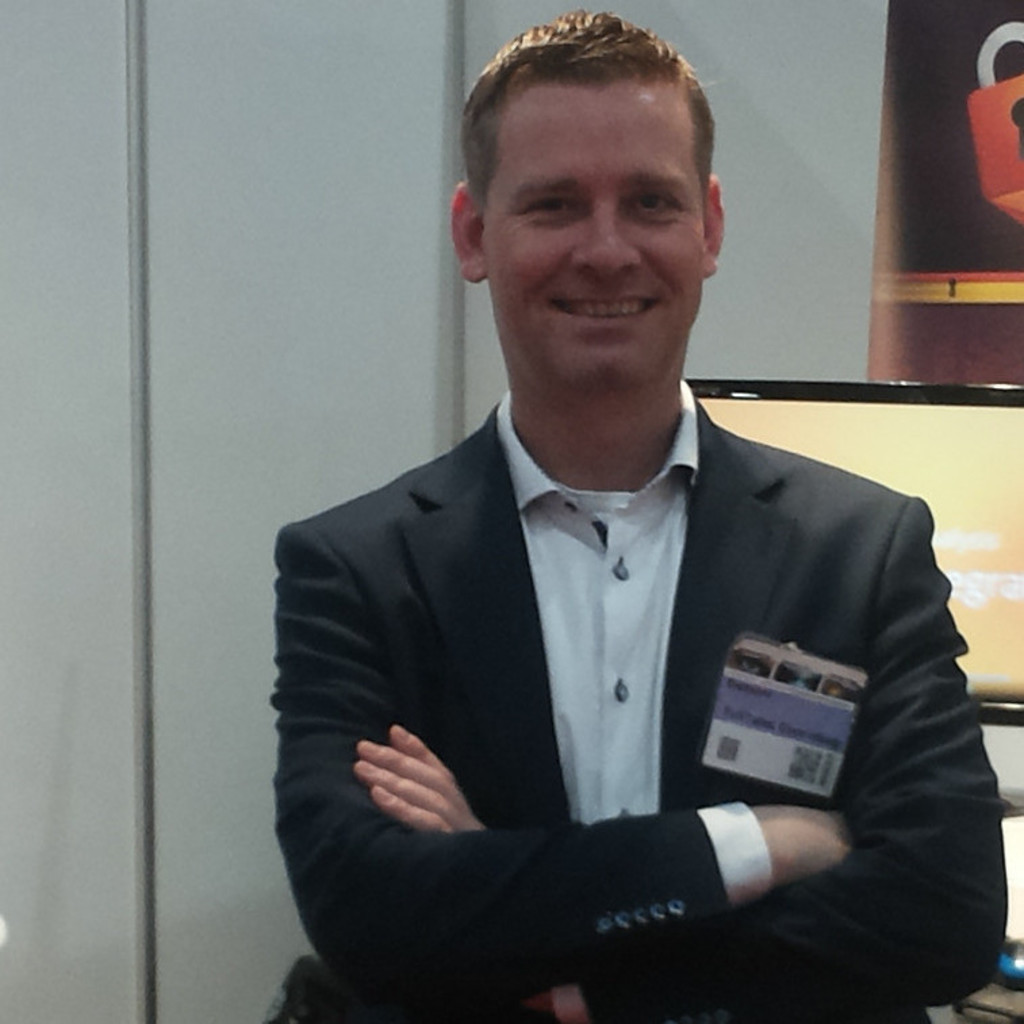 Sander van der Moolen - Corporate Trainer & Consultant - TellTales Consulting | XING