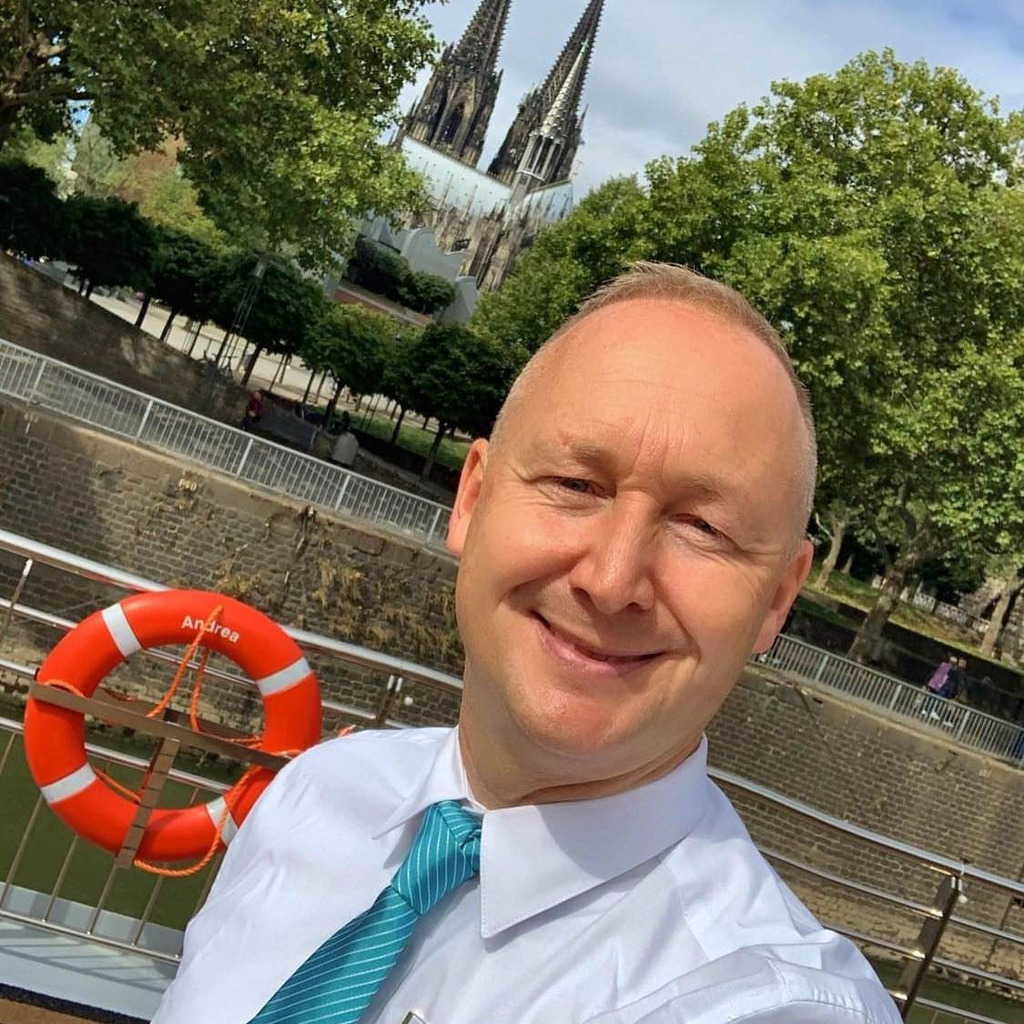 Mario Lorenzo: Ausbildung und Berufserfahrung | XING