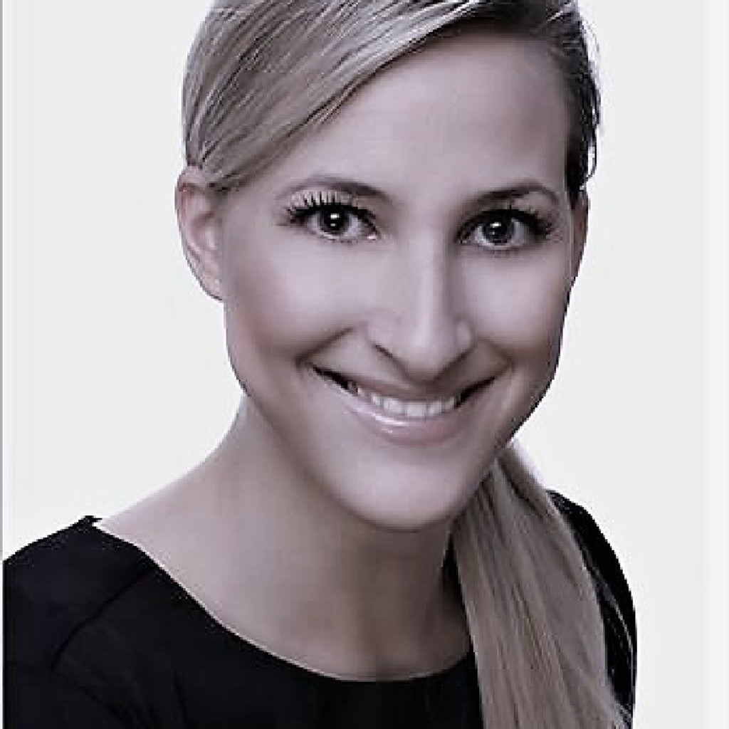 Mag. Maria-Dolores Bosshardt - Director Digital Wholesale - Lacoste ...